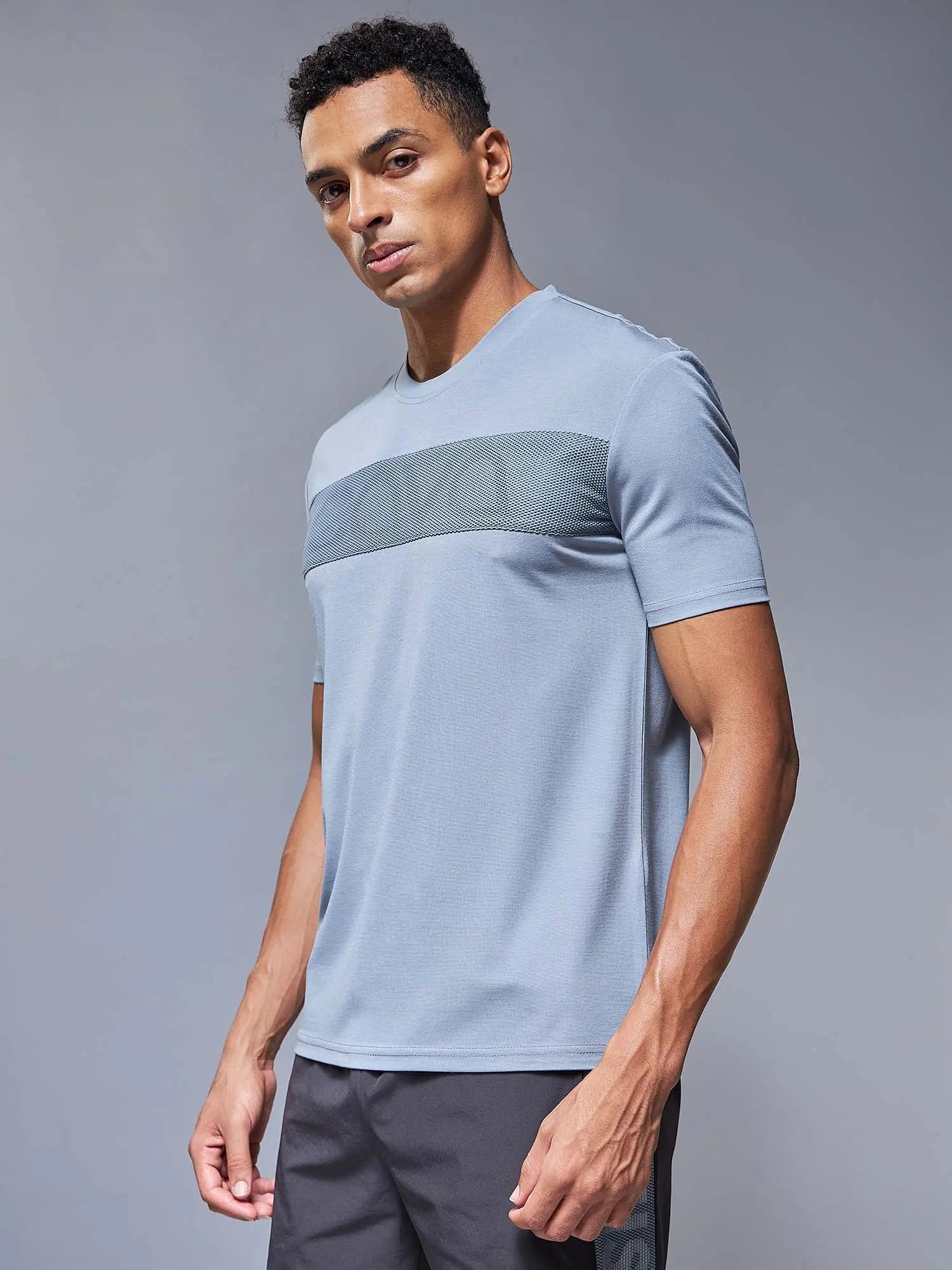 Grey Chase T-shirt – CAVA Athleisure Pvt Ltd